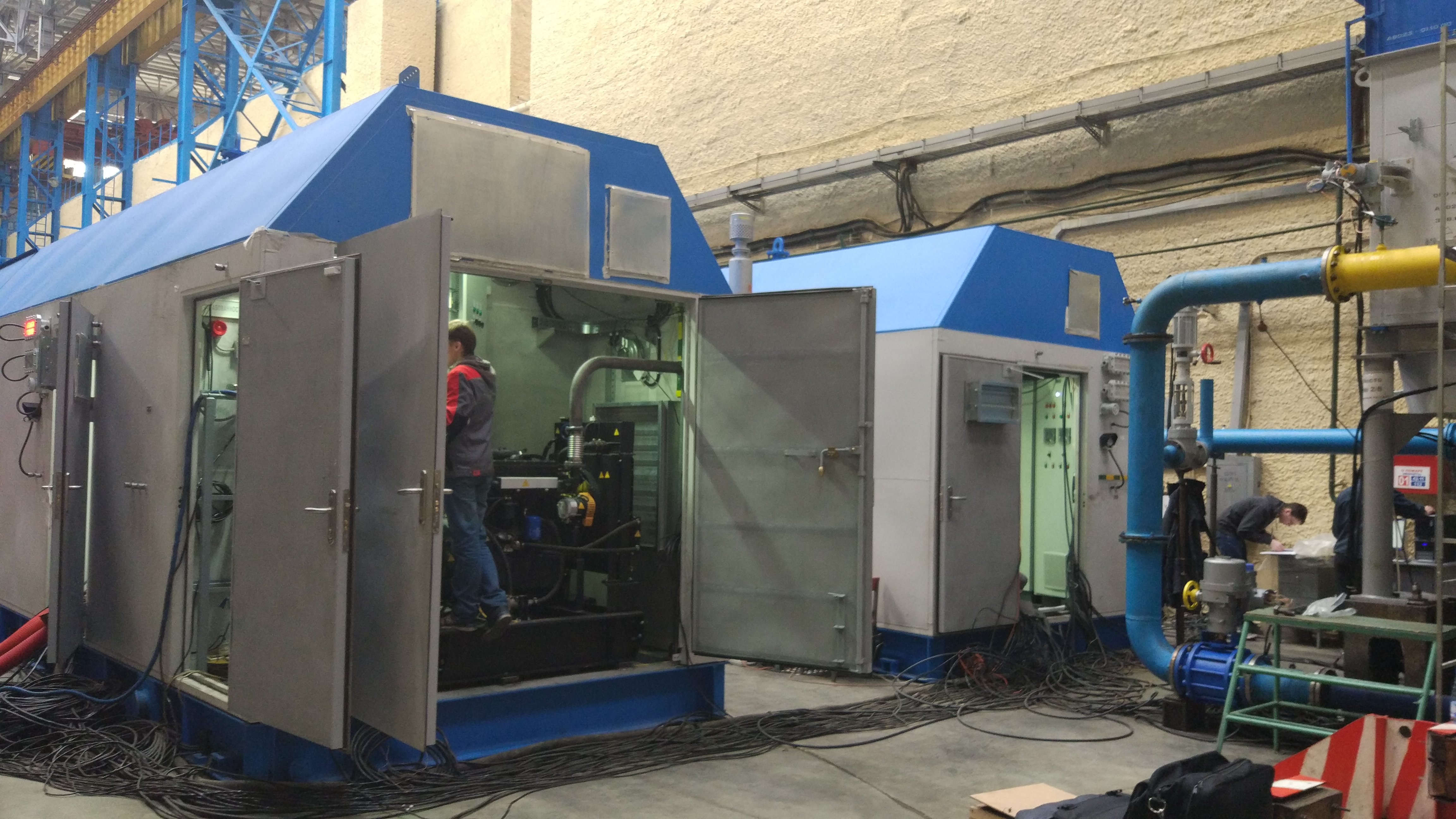 The atonomous tests of automatic fire fighting system and smoke ...